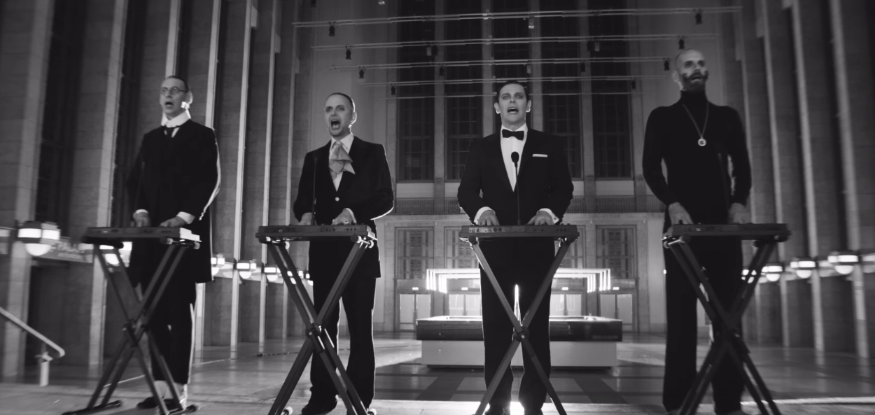 Rammstein veröffentlichen neue Single „Radio“ (Video) - Testspiel.de